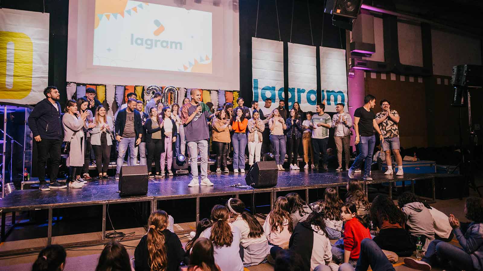 Lagram: Tres décadas compartiendo el Evangelio con amigos
