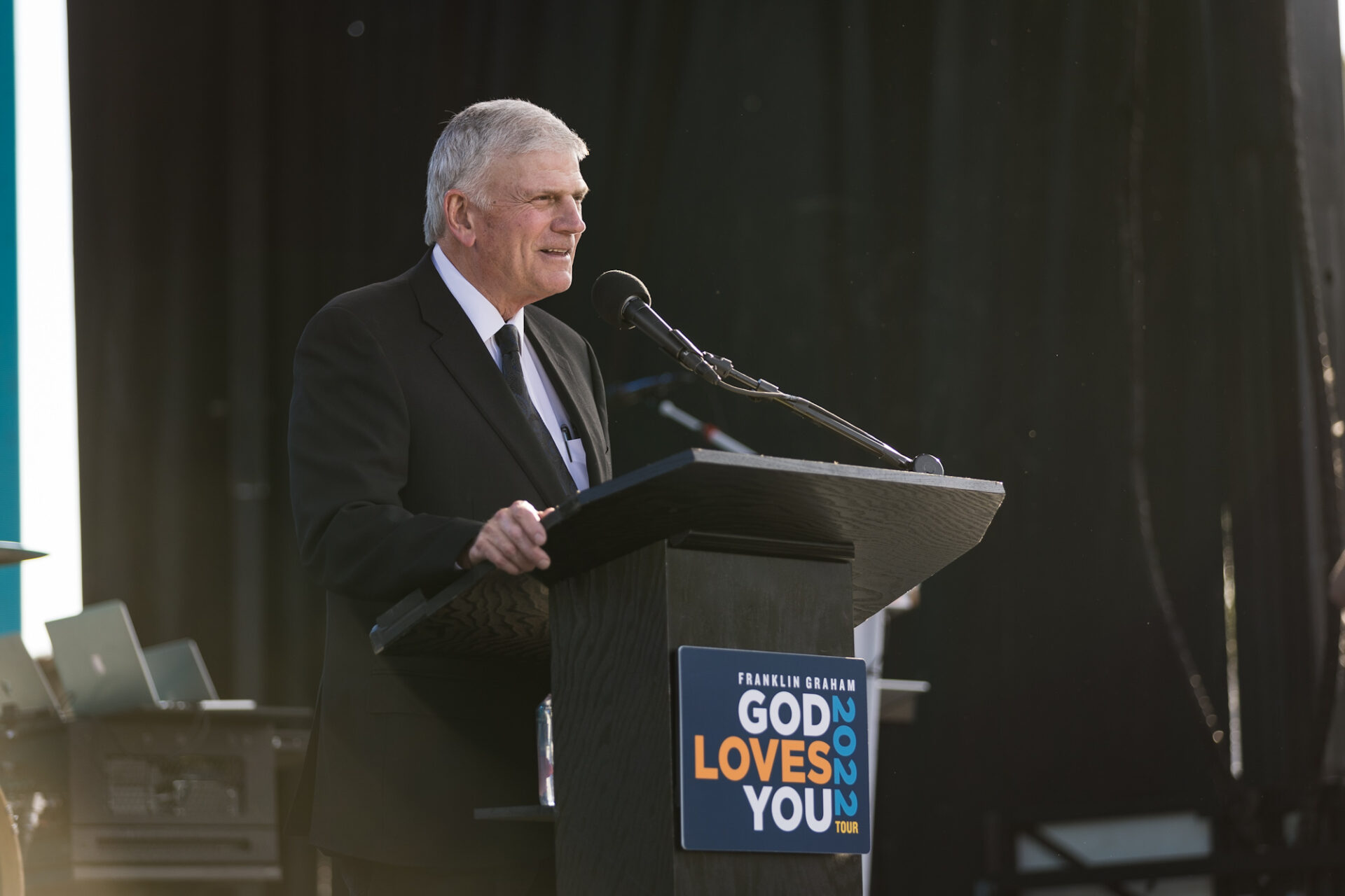 Más de 50.000 asisten al tour de Franklin Graham