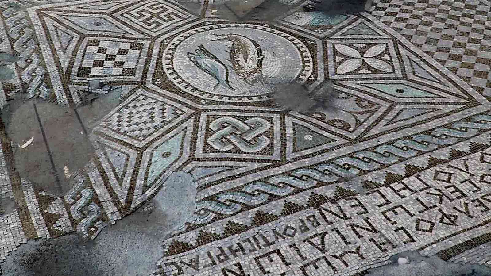 El mosaico con una de las primeras referencias a la divinidad de Jesús ...